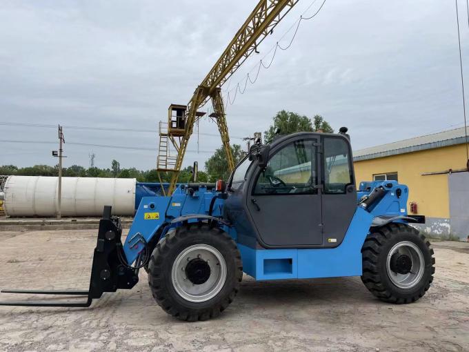 4x4 Telehandler Telescopic Forklift 4.5 Ton With 17m Lifting Height