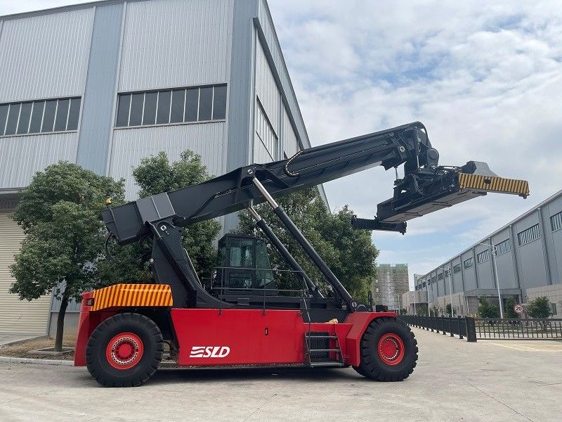 Spreader Type Container Reach Stacker For ISO 20'-40' Container Handling