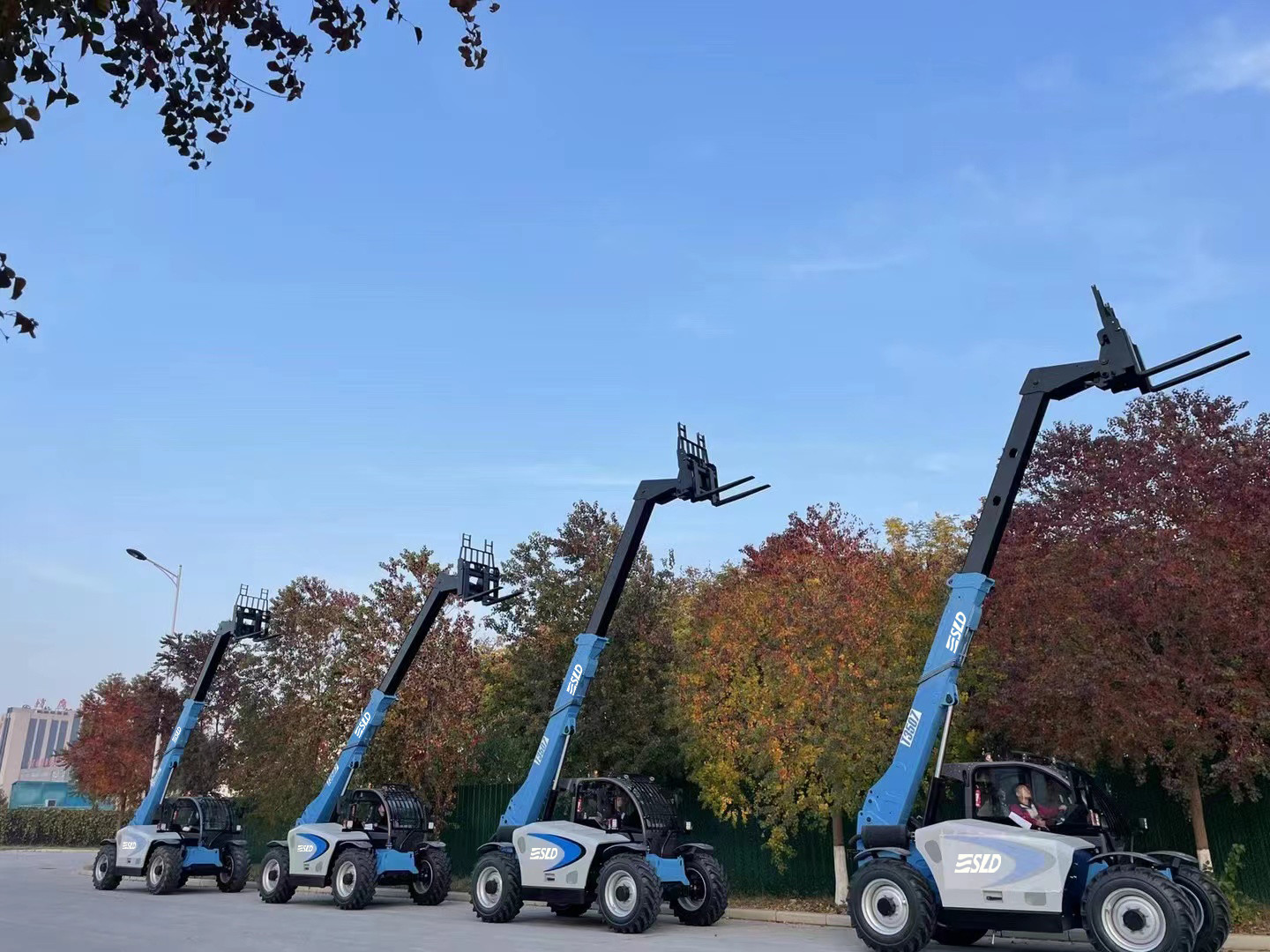 3 Ton Telescopic Forklift Loader 7m 14m 17m With CUMMINS Diesel Engine