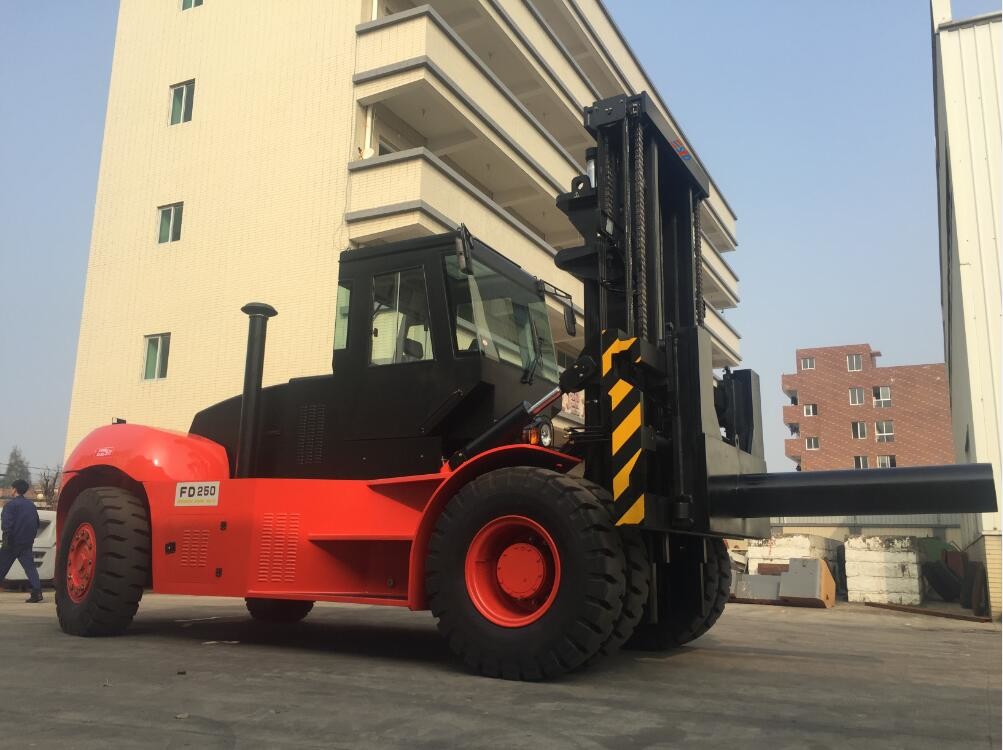 4 Way Directional FD250 1200mm 25 Ton All Terrain Forklift Truck